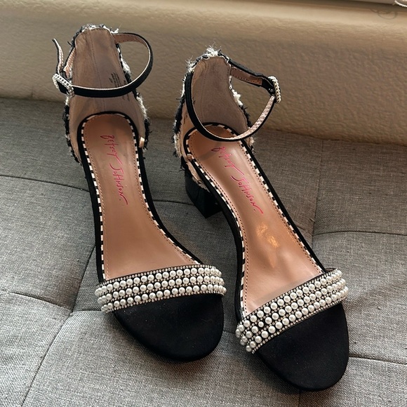 Betsey Johnson | Shoes | Betsey Johnson Mari Block Heel Sandals Nwob ...